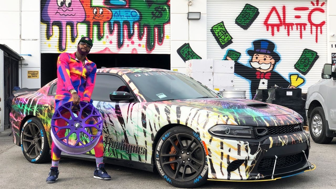 HELLCAT CHARGER GETS CUSTOM 22' INCH FORGIATO RIMS! - YouTube