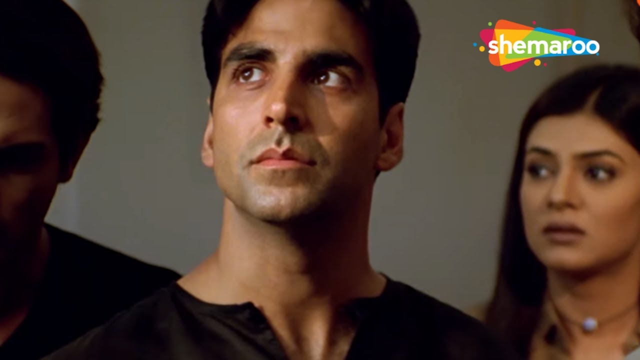 वो अभी खतरे में हैं | Aankhen (2002) (HD) | Amitabh Bachchan, Akshay ...
