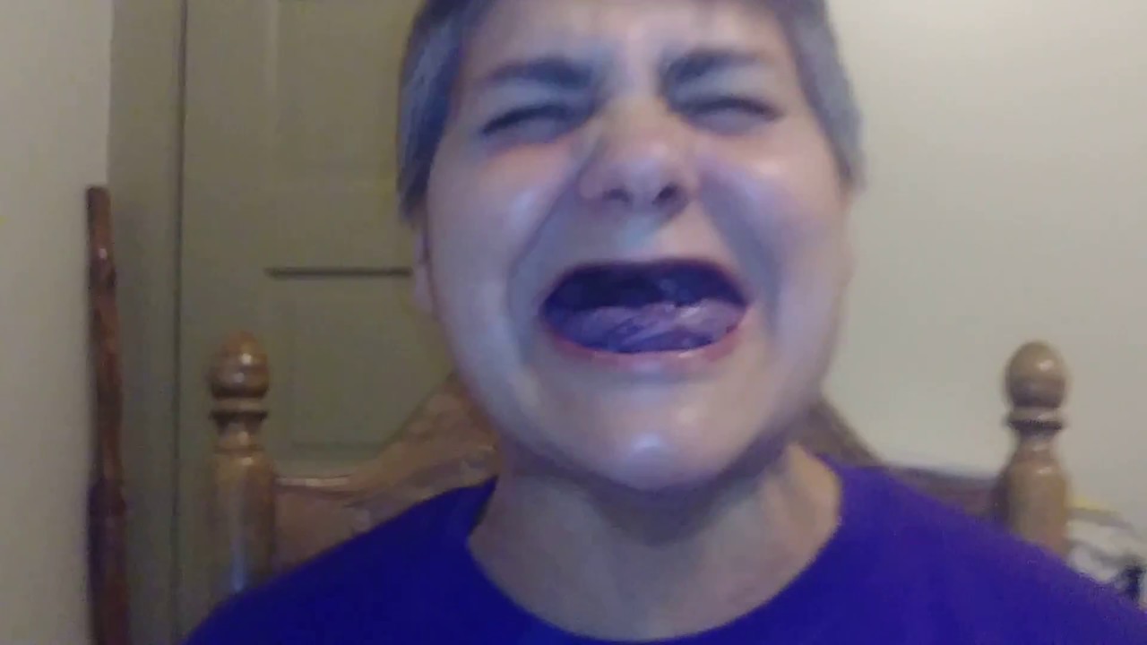 TOOTHLESS LADY CHEWING GUM HOW TO PART 2 - YouTube