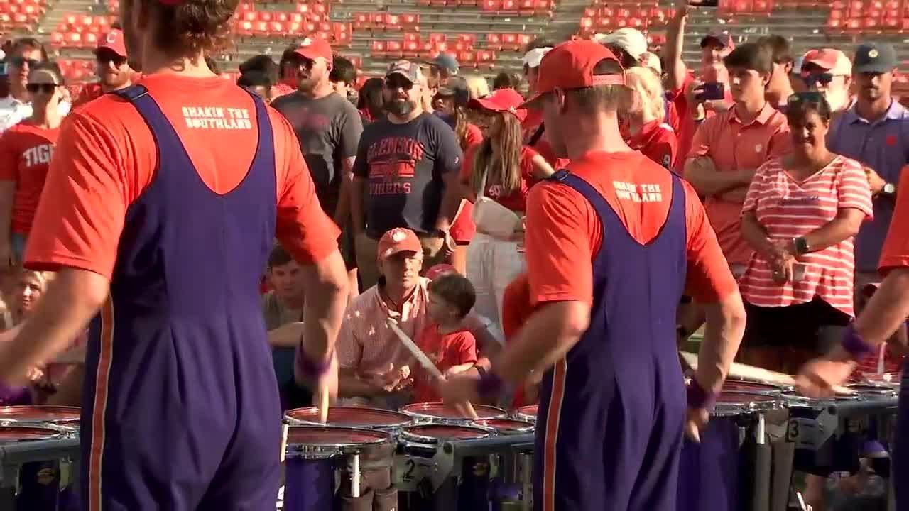 Clemson fans react after win against CSU - YouTube