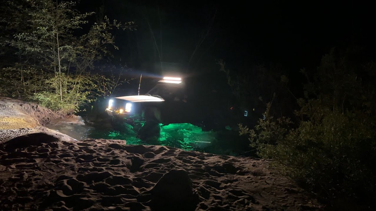 Battle of the LED Bars NovSight vs AUXBeam - YouTube