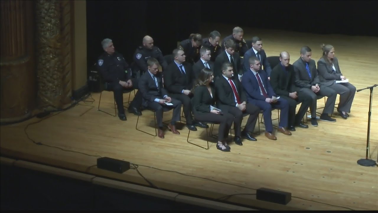 Evansville Police Department swears in new officers - YouTube