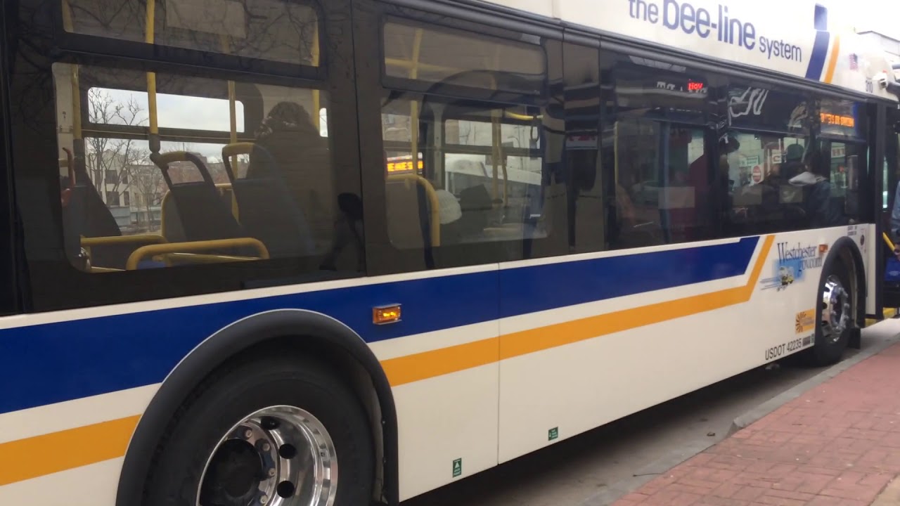 Bee-Line System: 2018 New Flyer XDE60 (Route 7) @ Petrillo Plaza, Mount ...