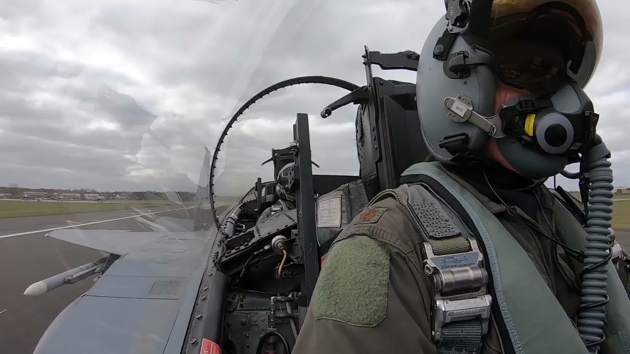 Unrestricted climb of F-15 from RAF Lakenheath - YouTube