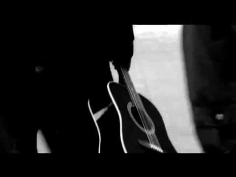 Eski bi şarki ama yeri bende ayri