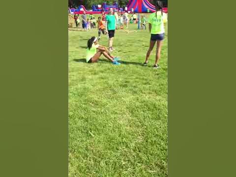 American Ninja Warrior Field Day - Wacky Sponge & Bucket Relay - YouTube