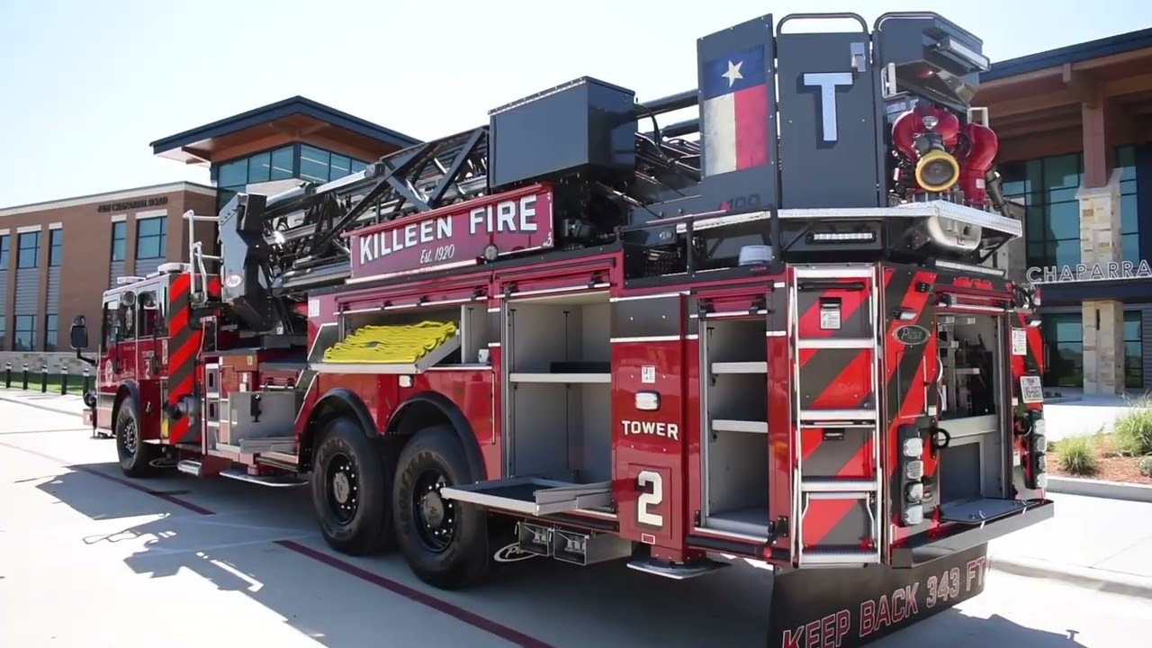 Truck Walk-Around: Killeen's Pierce Ascendant 100' Mid-Mount Aerial ...