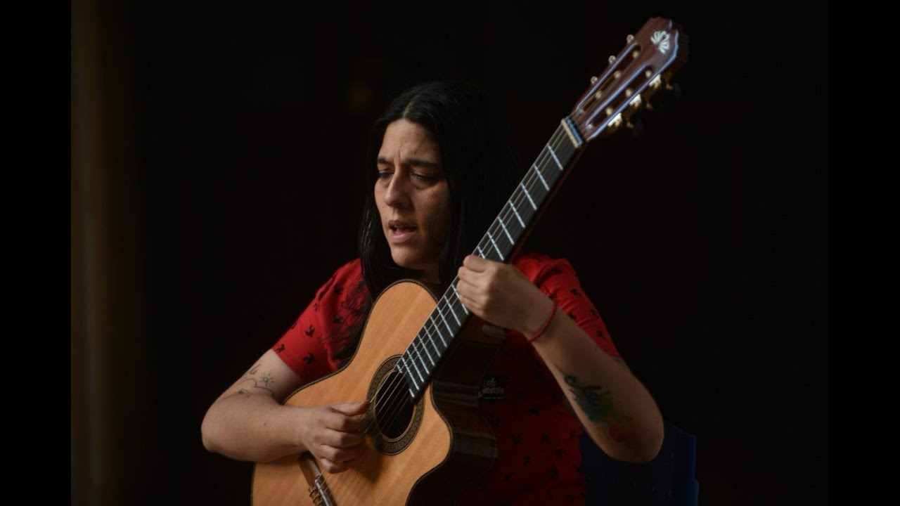 #ImpactoMusicalVerano: Araceli Matus: "Soy de Boca y Comunista" - YouTube