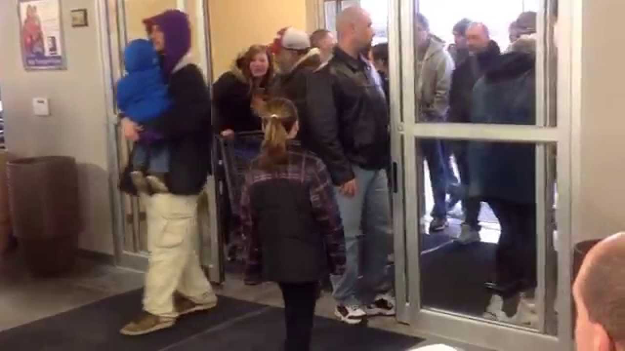 Crystal Lake Goodwill Grand Opening - 3/27/2014 - YouTube
