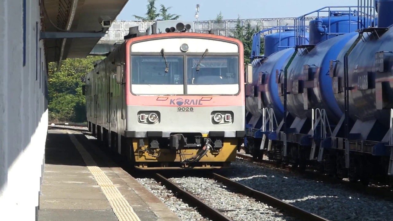 東海線RDCムグンファ号 慶州駅到着 KORAIL Donghae Line Mugunghwa-ho Train - YouTube