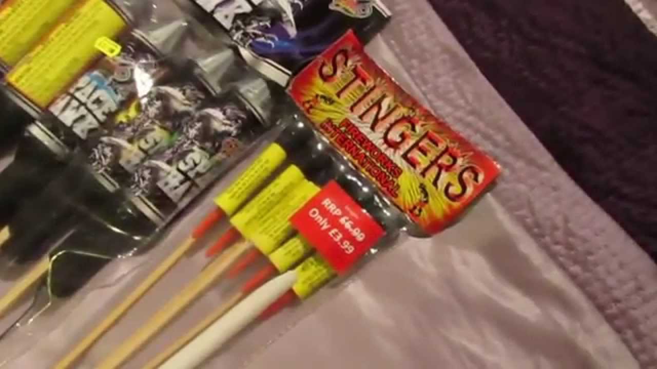 silver flying fish stinger rocket fireworks international - YouTube