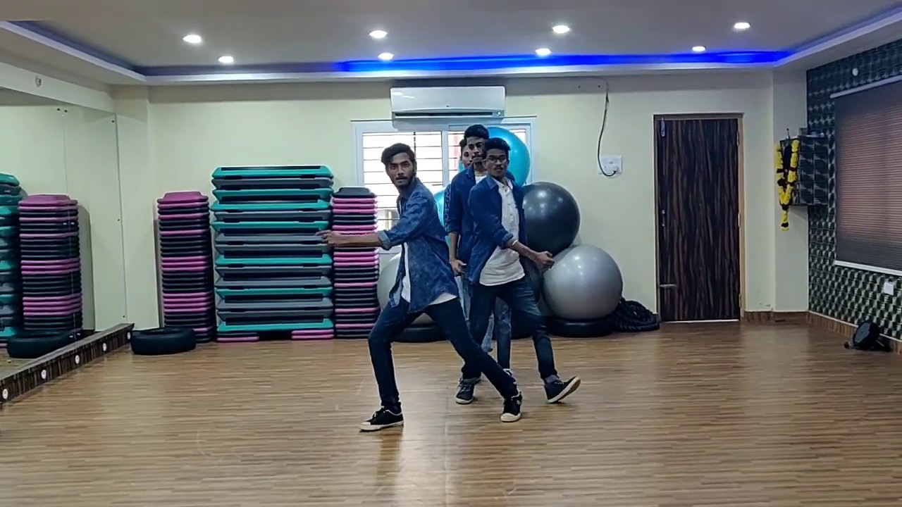 Mass Boys Dance Performance - YouTube