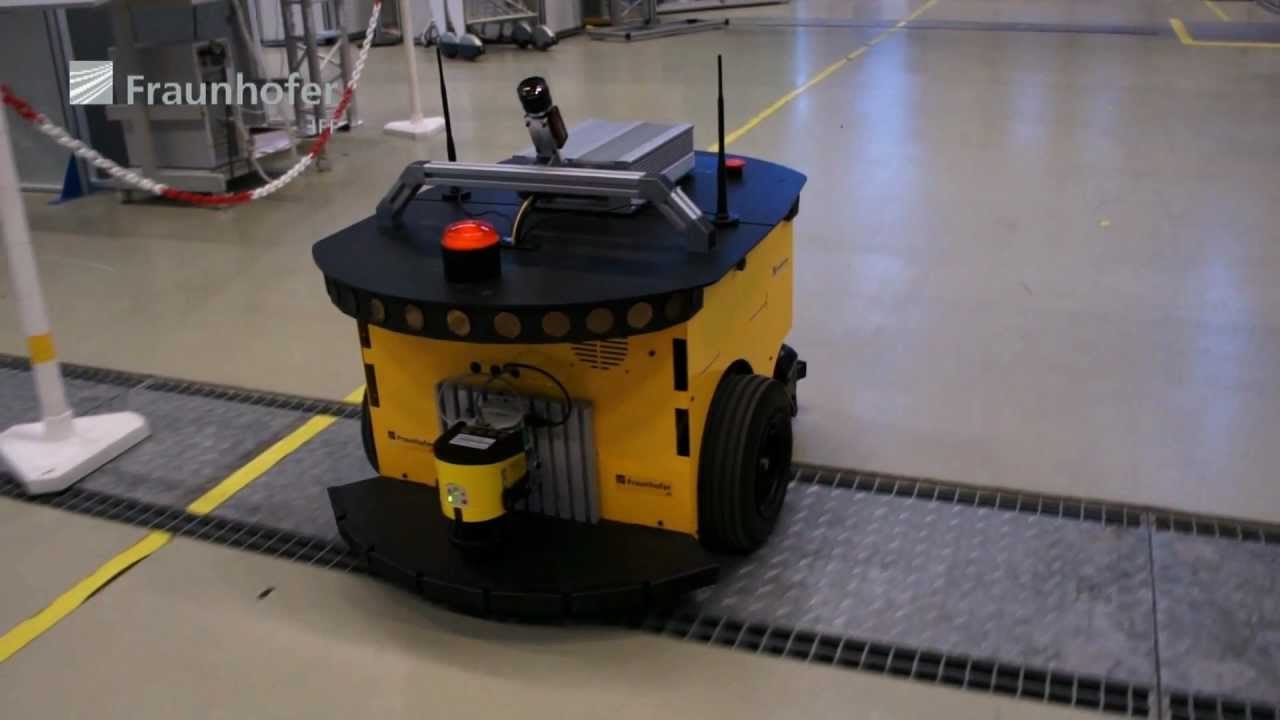 Lokalisierung autonomer Roboter in großen Fabrikhallen - YouTube
