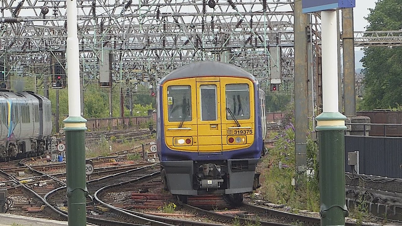 Northern Class 319 arrives at Manchester Piccadilly (30/7/20) - YouTube