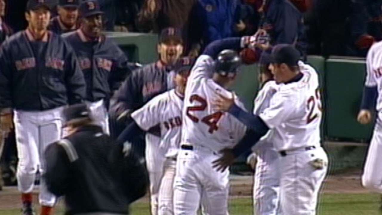 Ramirez hits walk-off single off Rivera - YouTube