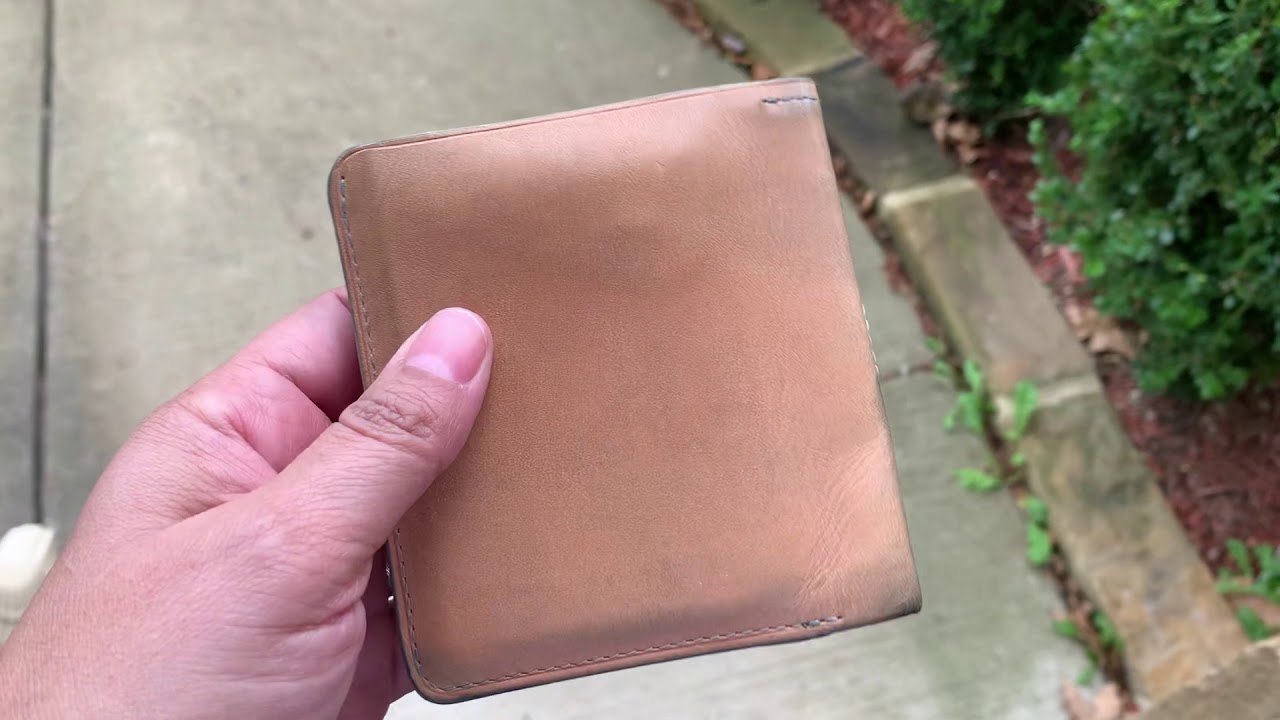 Patina Update! 5 Weeks with Bellroy Premium Notesleeve - YouTube