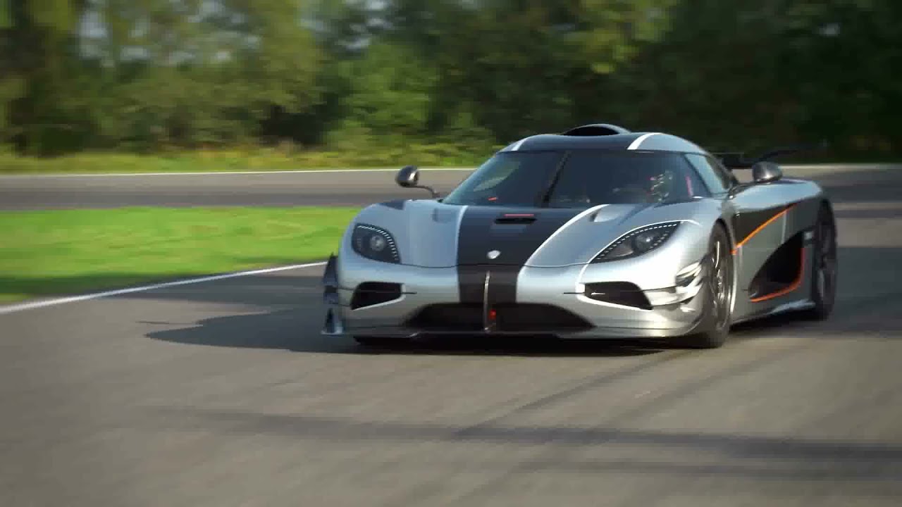 Koenigsegg CCXR Trevita - YouTube