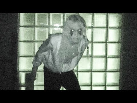 2hollis - trauma ( BASS BOOSTED) - YouTube