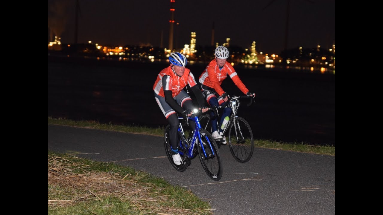 Record Poging Ben Vermeer Maeslantkering Hoek van Holland - YouTube