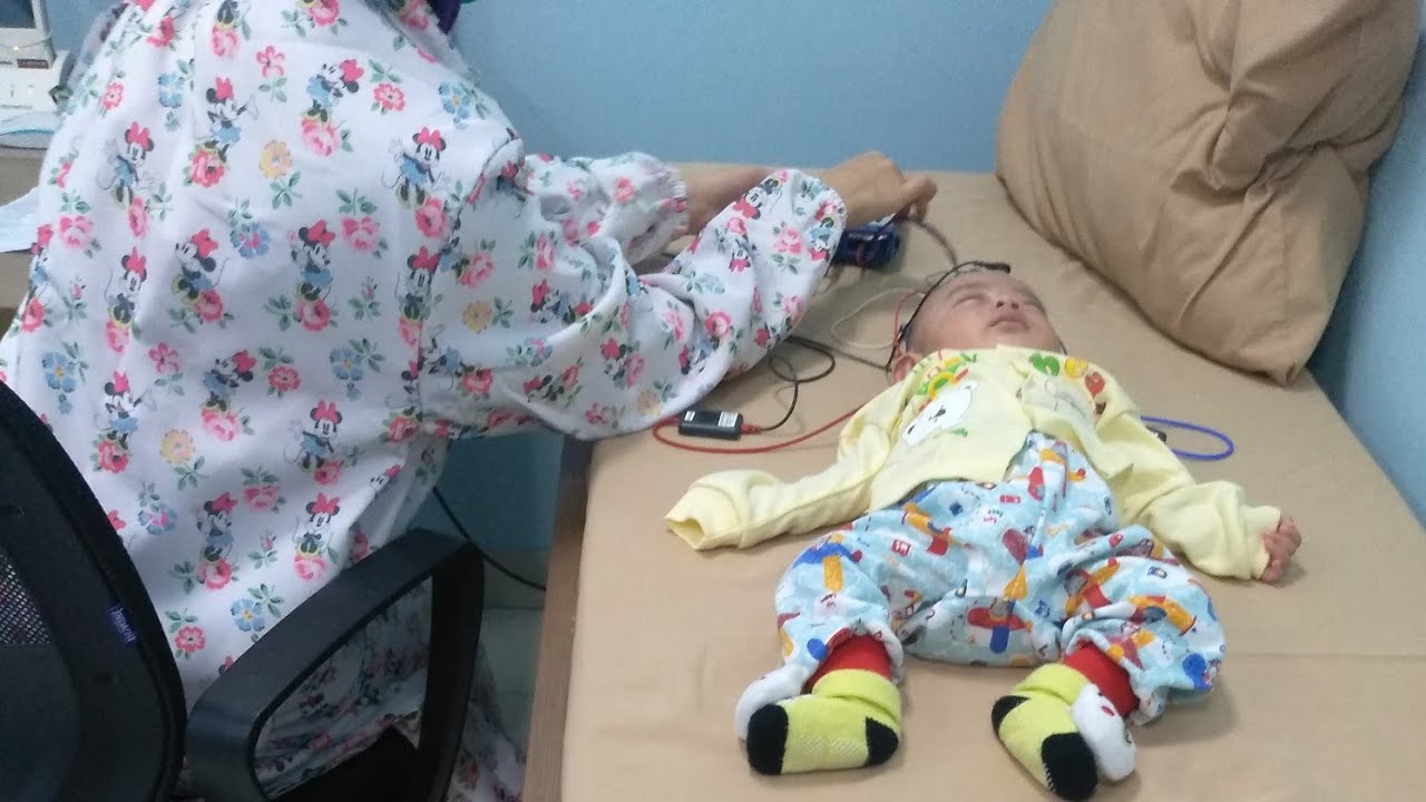 Skrining pendengaran bayi, skrining oae dan Bera, Tes Pendengaran Bayi ...