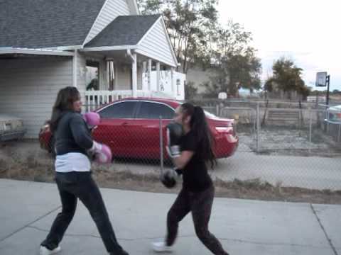 Mother~Daughter boxing - YouTube