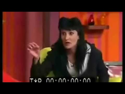 Mónika show - Vámpír Ági (AI cover) - YouTube