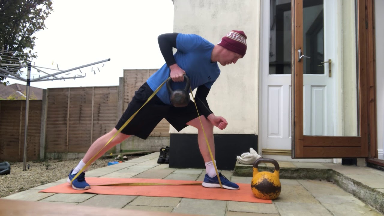 Banded single arm row with KB demo - YouTube