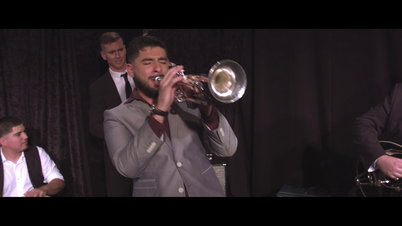 $al Capone - Bossa-me Mucho [Oficial Music Video] - YouTube