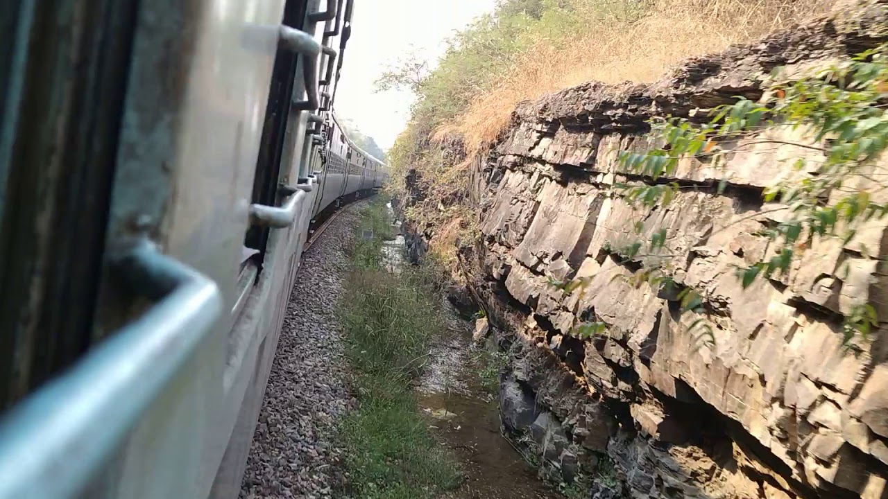 Triveni express via chopan view - YouTube