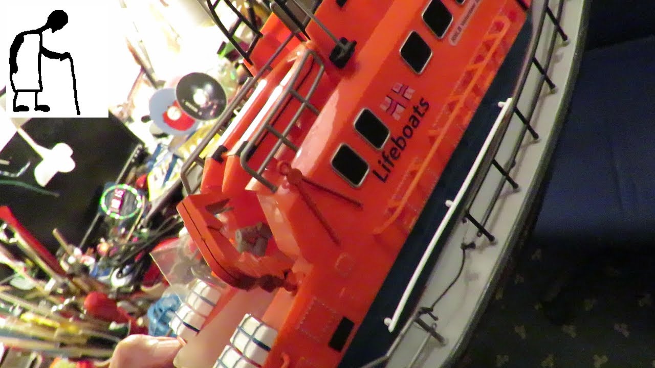 RC RNLI Lifeboat Finally in the water - YouTube