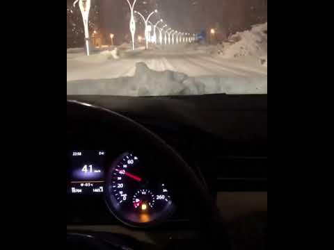 Derdim olsun - karlı araba snap gece -