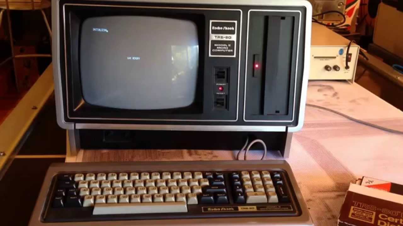 TRS-80 Model II (2) booting - YouTube