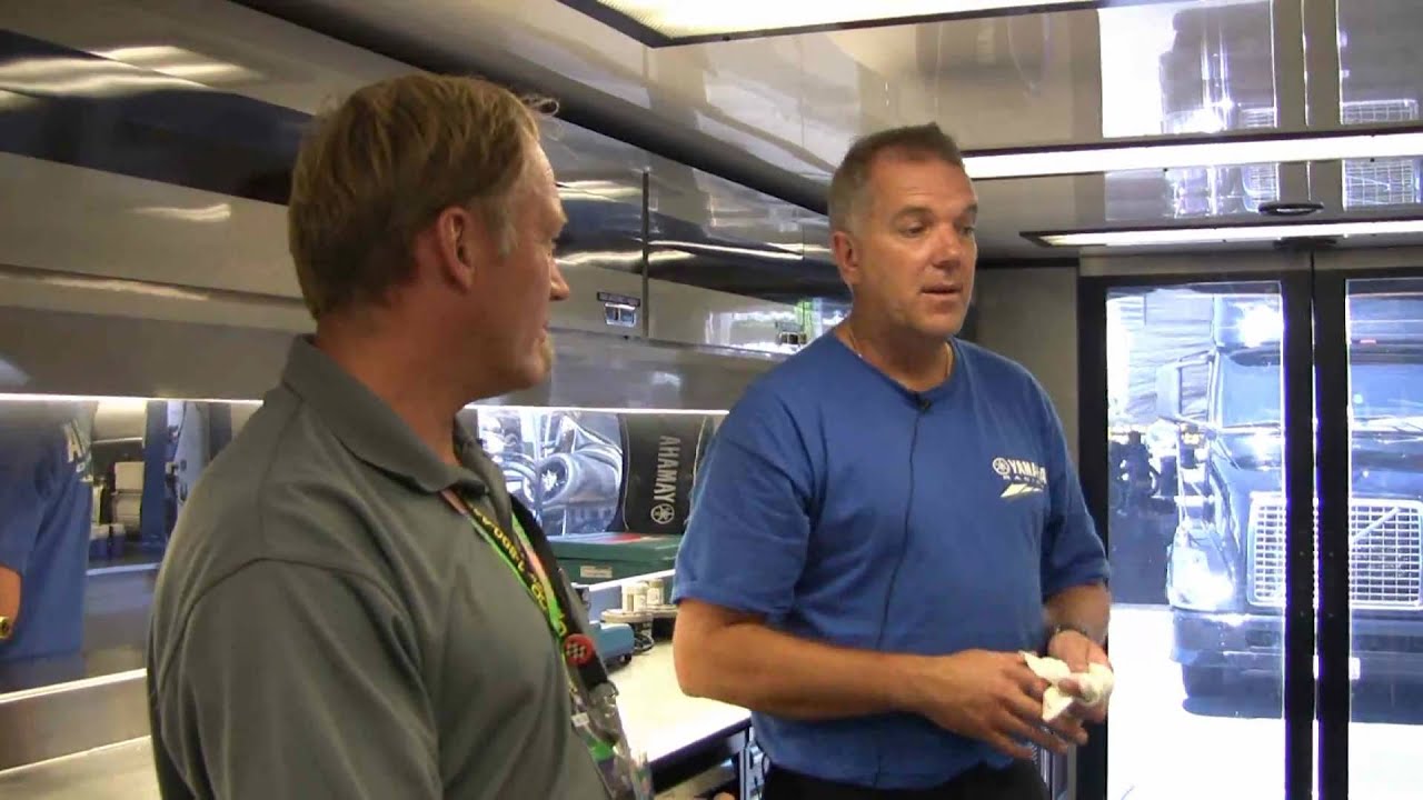 Graves Motorsports Suspension Technician Chris Lessing - YouTube