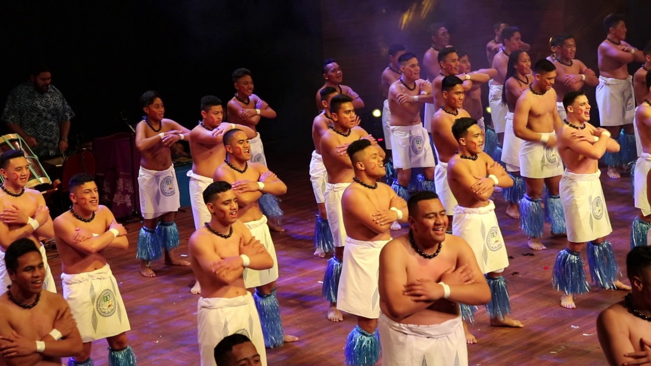 ST PATS TOWN 2017 TU TANGATA PERFORMANCE - YouTube