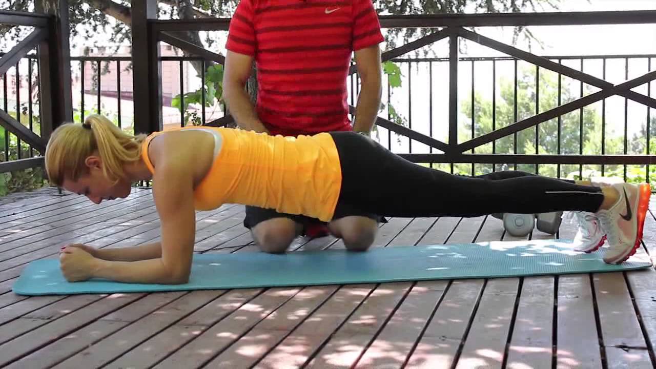 Plank Triceps Extention - Her Yerde Spor - YouTube