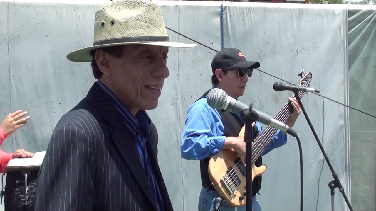 Claudio Moran-Mañanitas en san agustin calvario - YouTube