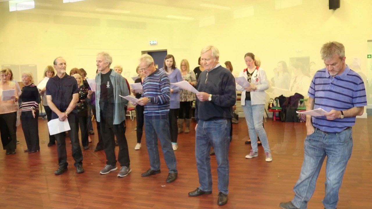 Show Choir Les Mis workshop with Andy Reiss - YouTube