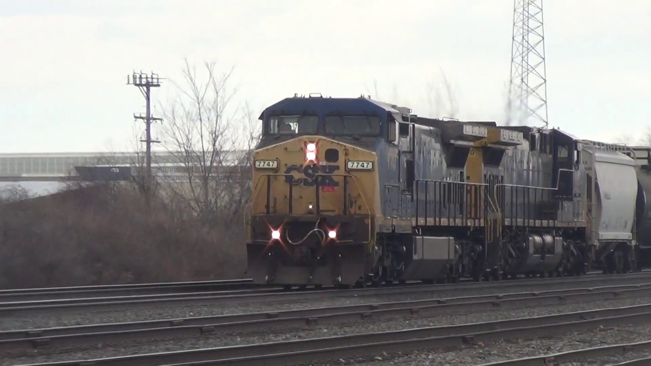 Extra Long CSX Freight Train - YouTube