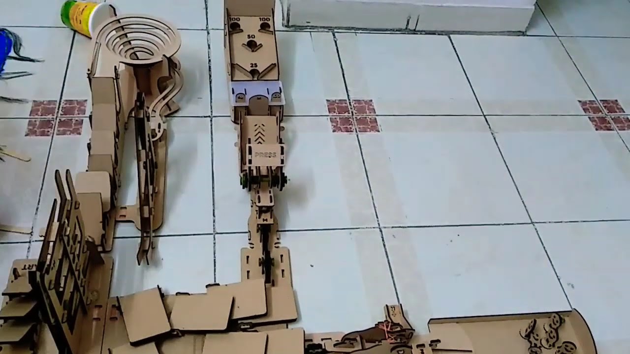 smartivity chain reaction colliding dominoes - YouTube