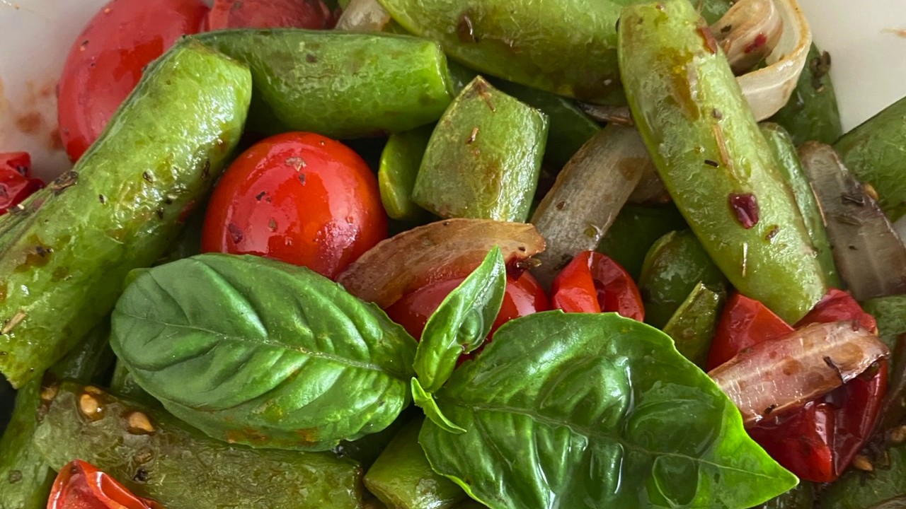Italian Balsamic Roasted Sugar Snap Peas - YouTube