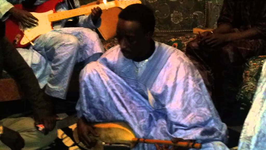 bah amadou bokke adam sassi face 2 - YouTube