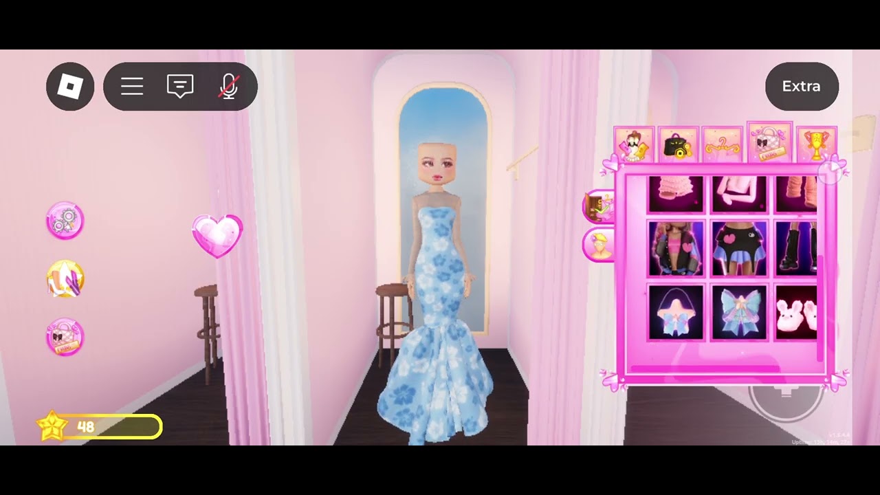 Sister plays dti and makes random outfits 🤩 - YouTube