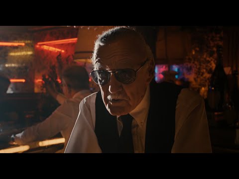 Sam/Falcon is looking for Scott/Ant-Man - Ant-Man