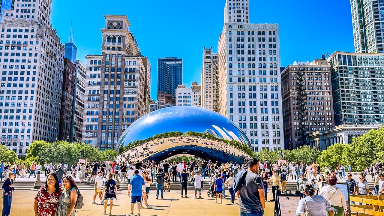 A Summer Stroll at Chicago's Iconic Bean, Millennium Park | 4K HDR ...