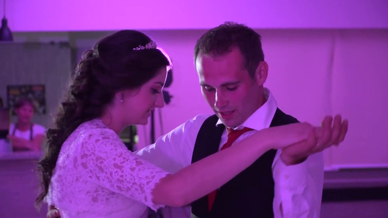 Nikolina & Karlo prvi ples - YouTube