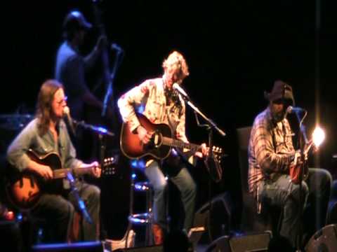 South Memphis String Band, NYC "Let The Light From The Lighthouse/Whos ...