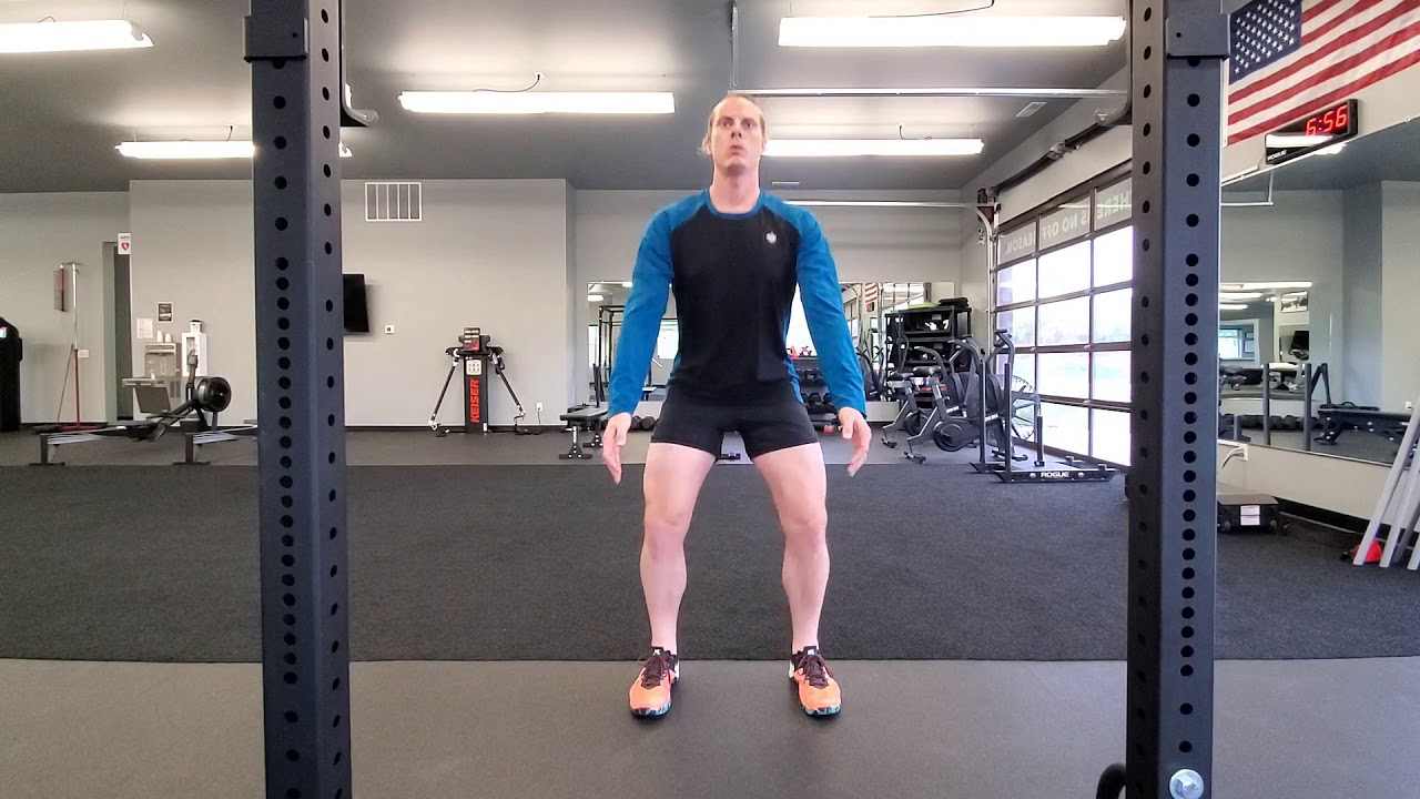 Counterbalance Body Weight Squat - YouTube