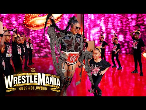 Bianca Belair WrestleMania entrance with “The Divas of Compton”: WrestleMania 39 Sunday Highlights