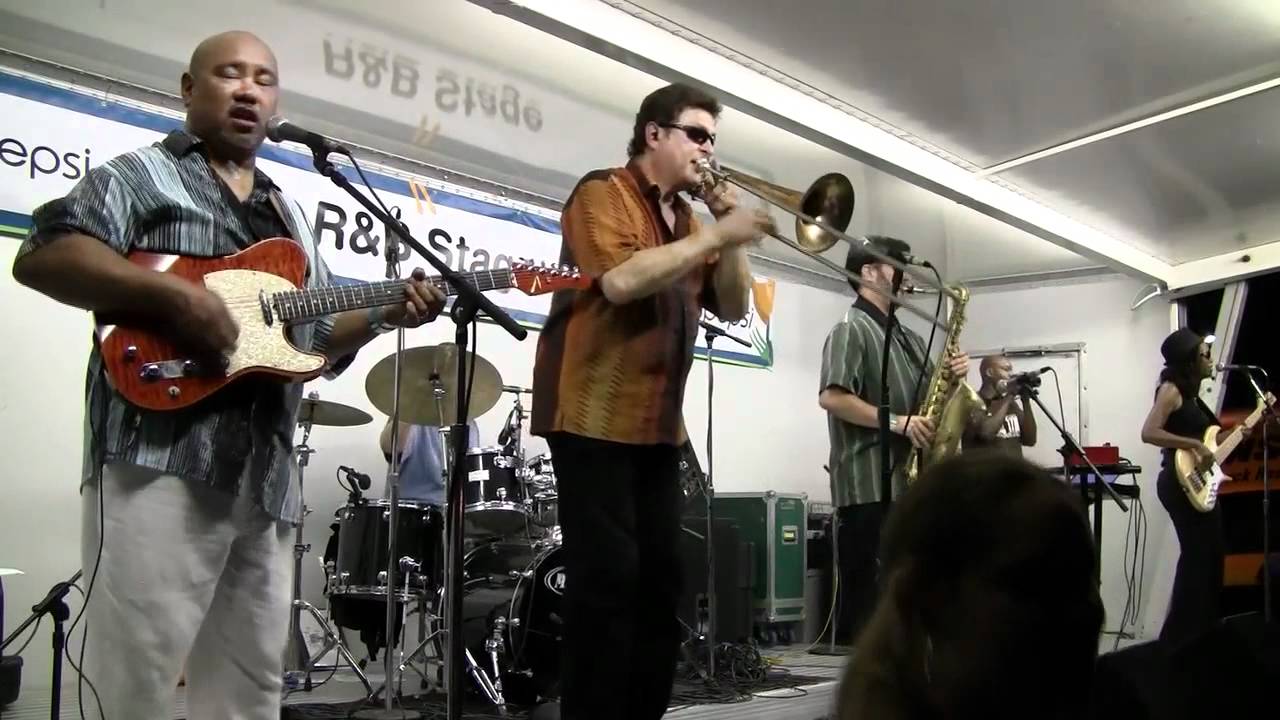 Bugs Beddow "Do A Little Dance" - YouTube