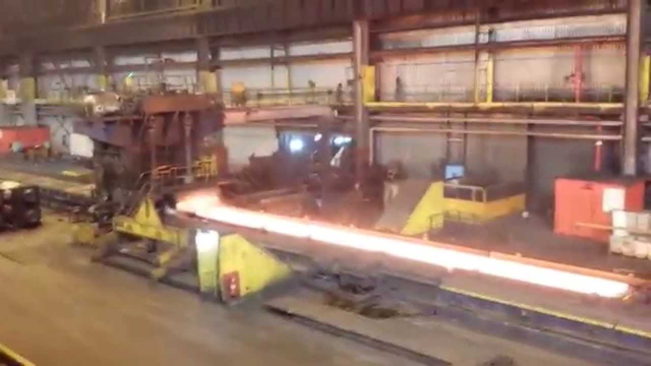 Cleveland Steel Mill - Hot molten Steel in a Roll Mill - YouTube